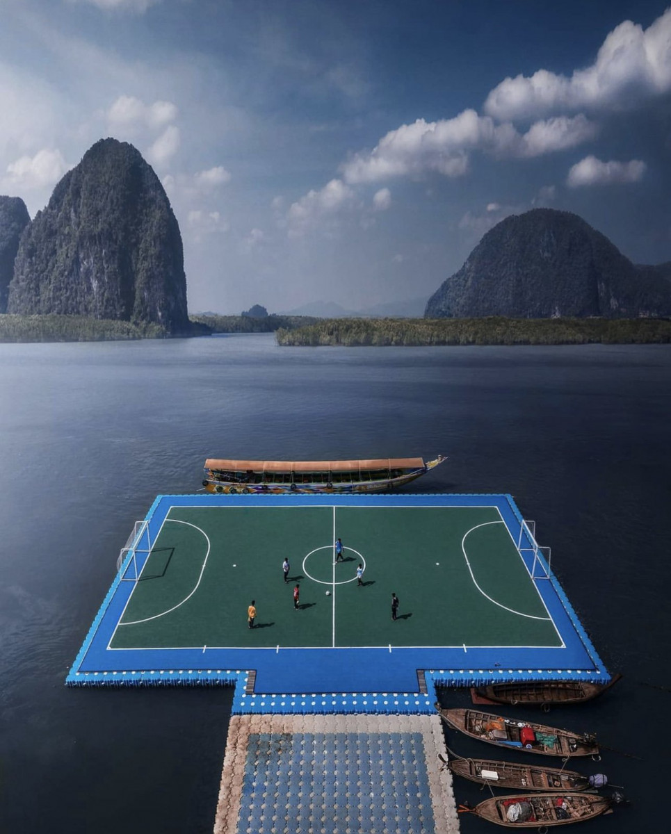 28 Must See Football Pitch Images from Around the World